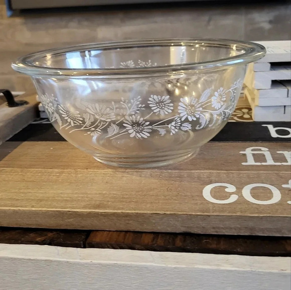 Pyrex | Kitchen | Vintage Pyrex Colonial Mist 322 | Poshmark